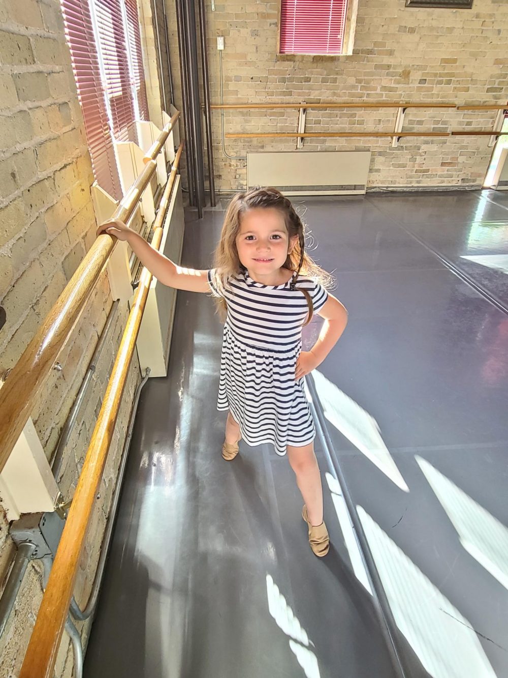 Thank You – Bright Minds Happy Feet – Royal Dance at the forks